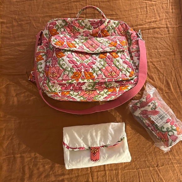 Vera Bradley | Bags | Vera Bradley Lilli Bell Travel Bag Diaper Bag ...